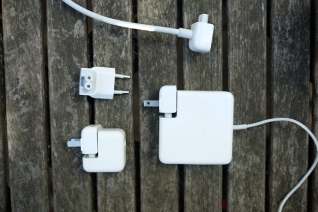Apple ออก World Adapter ชุดเดียวใช้ชาร์จไฟได้ทั่วโลก