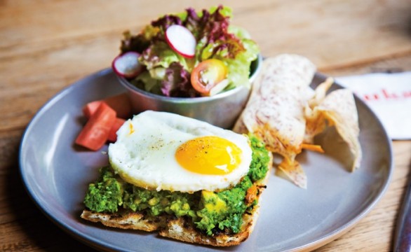 Luka Café Bangkok คาเฟ่ปลุกแรงบันดาลใจของผู้รักศิลปะและงานดีไซน์