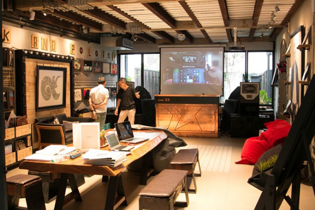 คุยกับคุณหลาน เจ้าของ Iconic Studio ผู้มีความเชื่อว่างาน Design และ ...