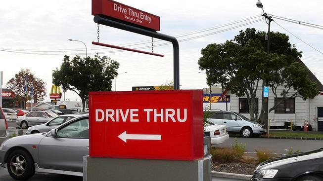 COVID-19 ฉันต้องรอด! กระแส ‘Drive-Through’ ในยุคสงครามไวรัส กลยุทธ์ภาค ...