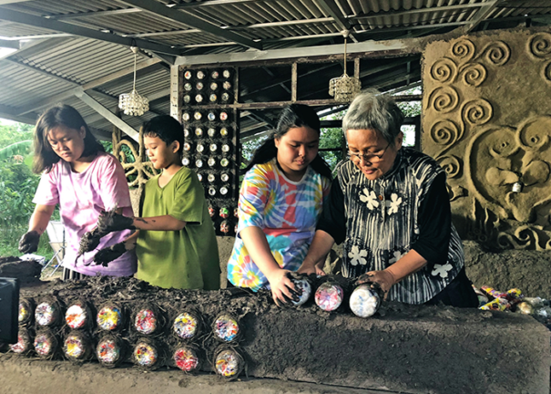 เปิดไอเดียโครงการ TARO ECO BRICKS จากพลาสติกสู่พลาสอิฐ ของทาโรกับ ...