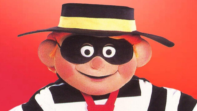McDonald’s เล่นกับ Hamburglar ชวนทุกคนลุ้นว่ามีอะไรอยู่ใต้หมวกของเจ้า ...