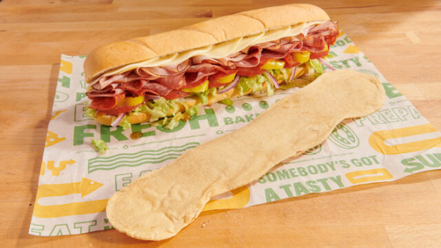 Subway ฉลองวันมันฝรั่งทอดแห่งชาติ ด้วย BAKED Lay’s ขนาด 12 นิ้วสำหรับคอ ...
