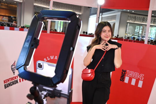 ครั้งแรกในไทยกับ ป๊อปอัปสโตร์ “Kentucky Town Bangkok” ครบรอบ 40 ปี ผู้พันฉลองอย่างยิ่งใหญ่!