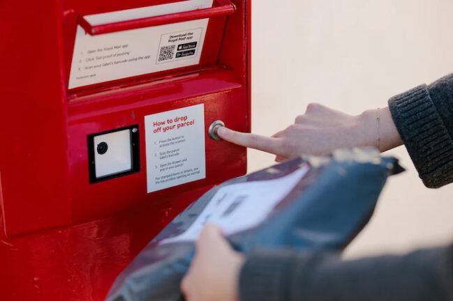 Royal Mail ปรับโฉมตู้ไปรษณีย์แดงสัญลักษณ์ประเทศอังกฤษ โปรโมทอินเนอร์ทัน ...