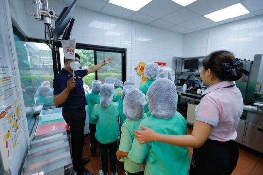 แมคโดนัลด์ ประเทศไทย ฉลอง 40 ปี แห่งการเคียงข้างสังคมไทย จับมือ สพฐ ...